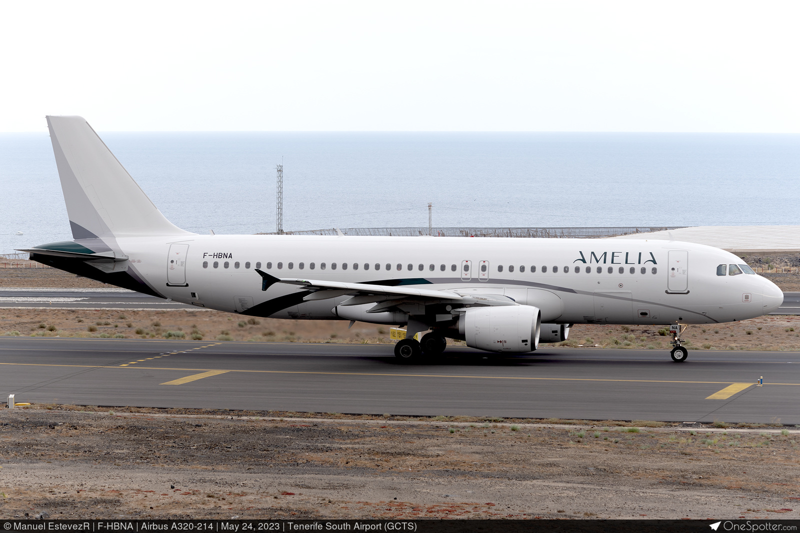 F-HBNA Amelia International Airbus A320-214, MSN 4335 | OneSpotter.com