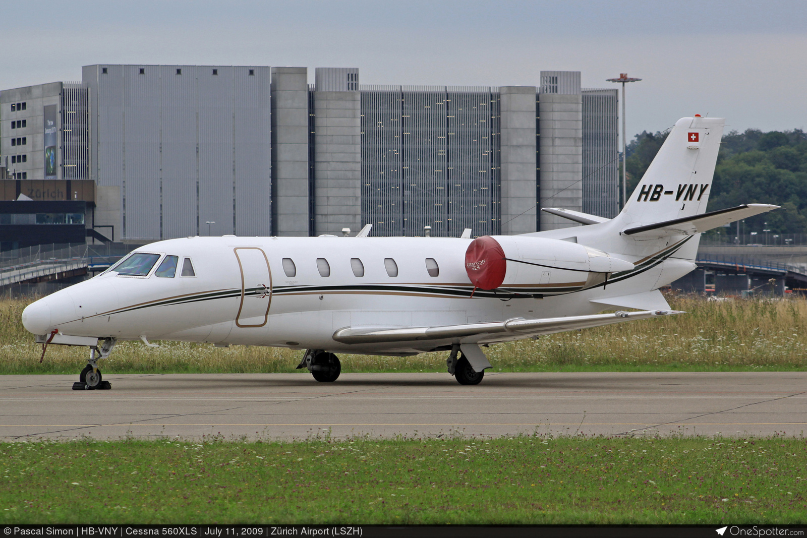 N394AG Milk Source LLC Cessna 560XLS, MSN 560-5576 | OneSpotter.com