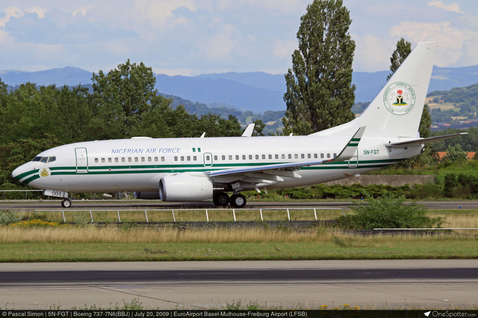 5N-FGT - Nigerian Air Force Boeing 737-7N6(BBJ), MSN 34260 | OneSpotter.com