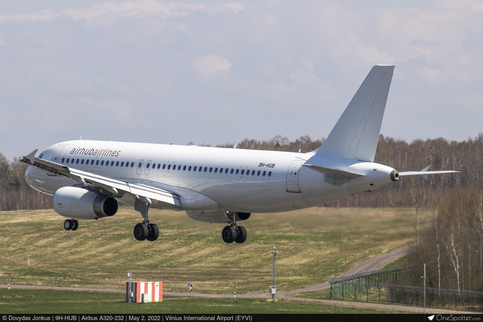 9H-HUB - Airbus A320-232, Airhub Airlines | OneSpotter.com