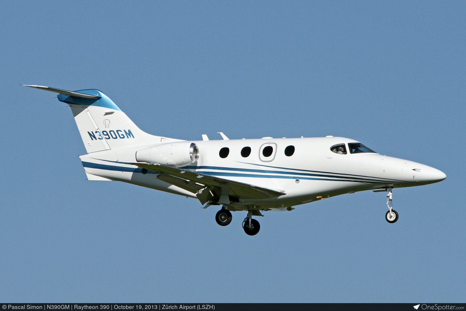 N390GM - Raytheon 390, Modular Devices Inc | OneSpotter.com