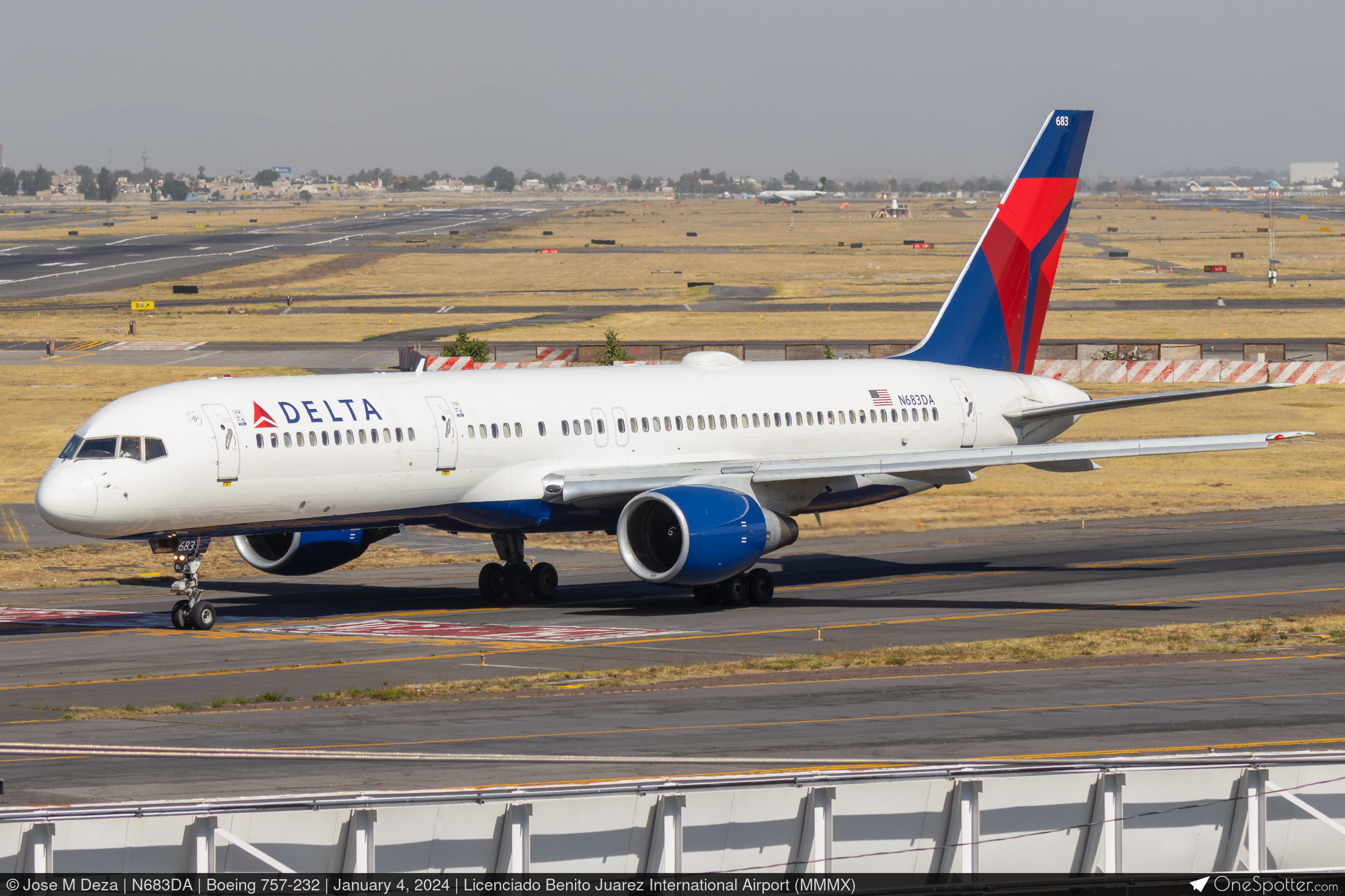 N683DA - Boeing 757-232, Delta Air Lines | OneSpotter.com