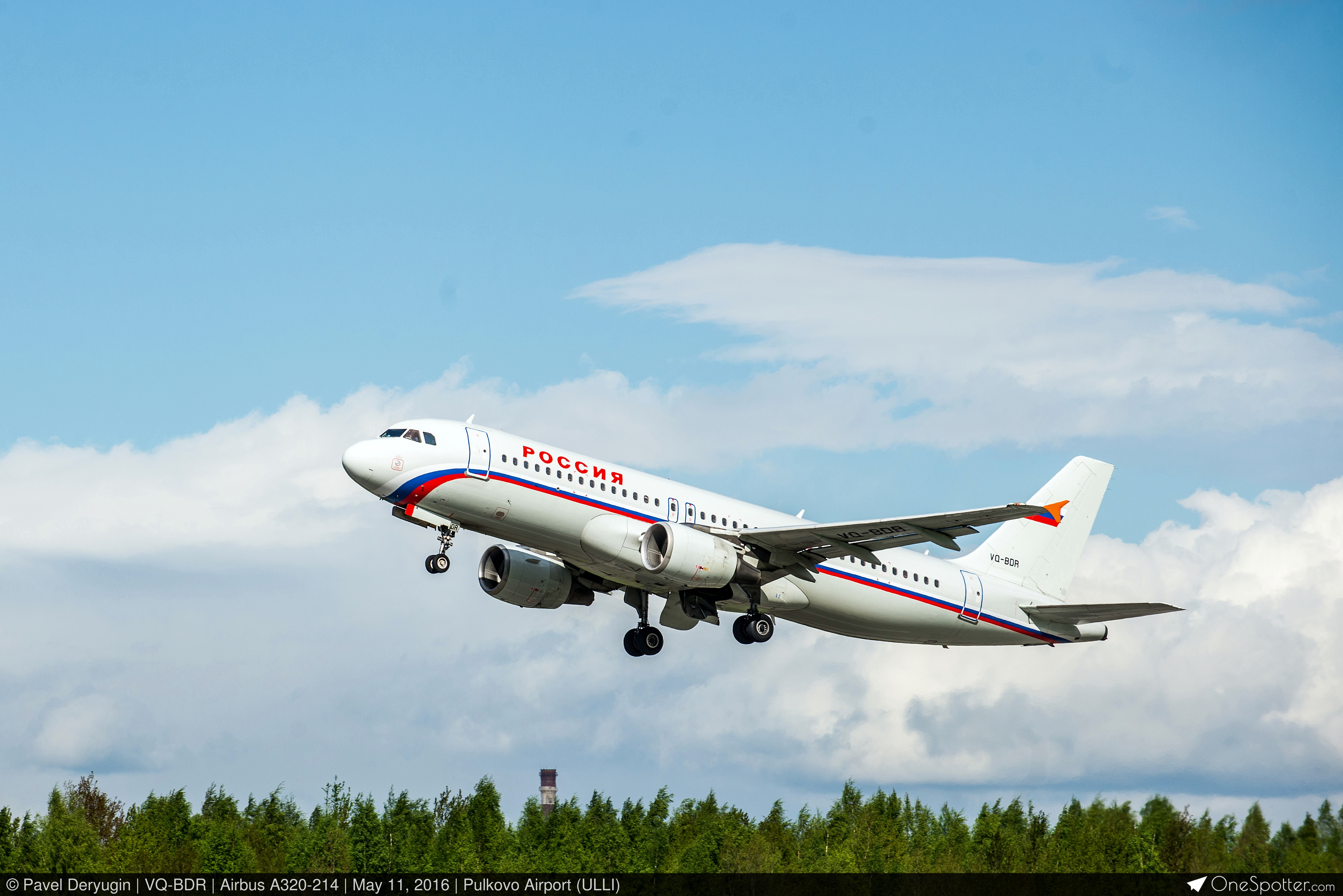 VQ-BDR - Airbus A320-214, Rossiya - Russian Airlines | OneSpotter.com