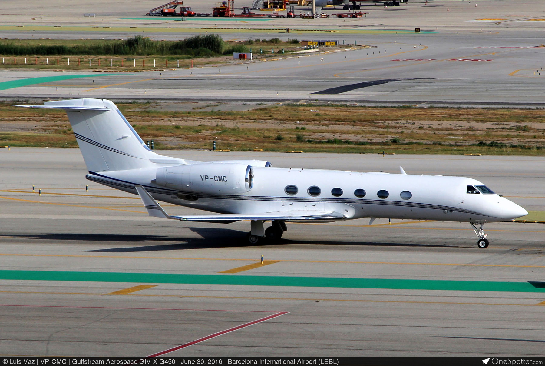 T7-MID Private Gulfstream GIV-X G450, MSN 4269 | OneSpotter.com
