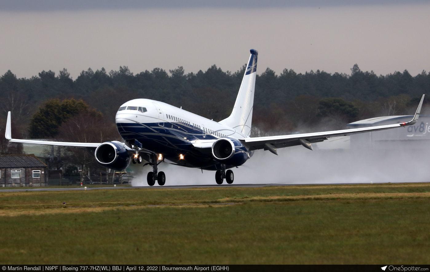N9PF Bank of Utah Boeing 737-7HZ(WL) BBJ, MSN 37583 | OneSpotter.com