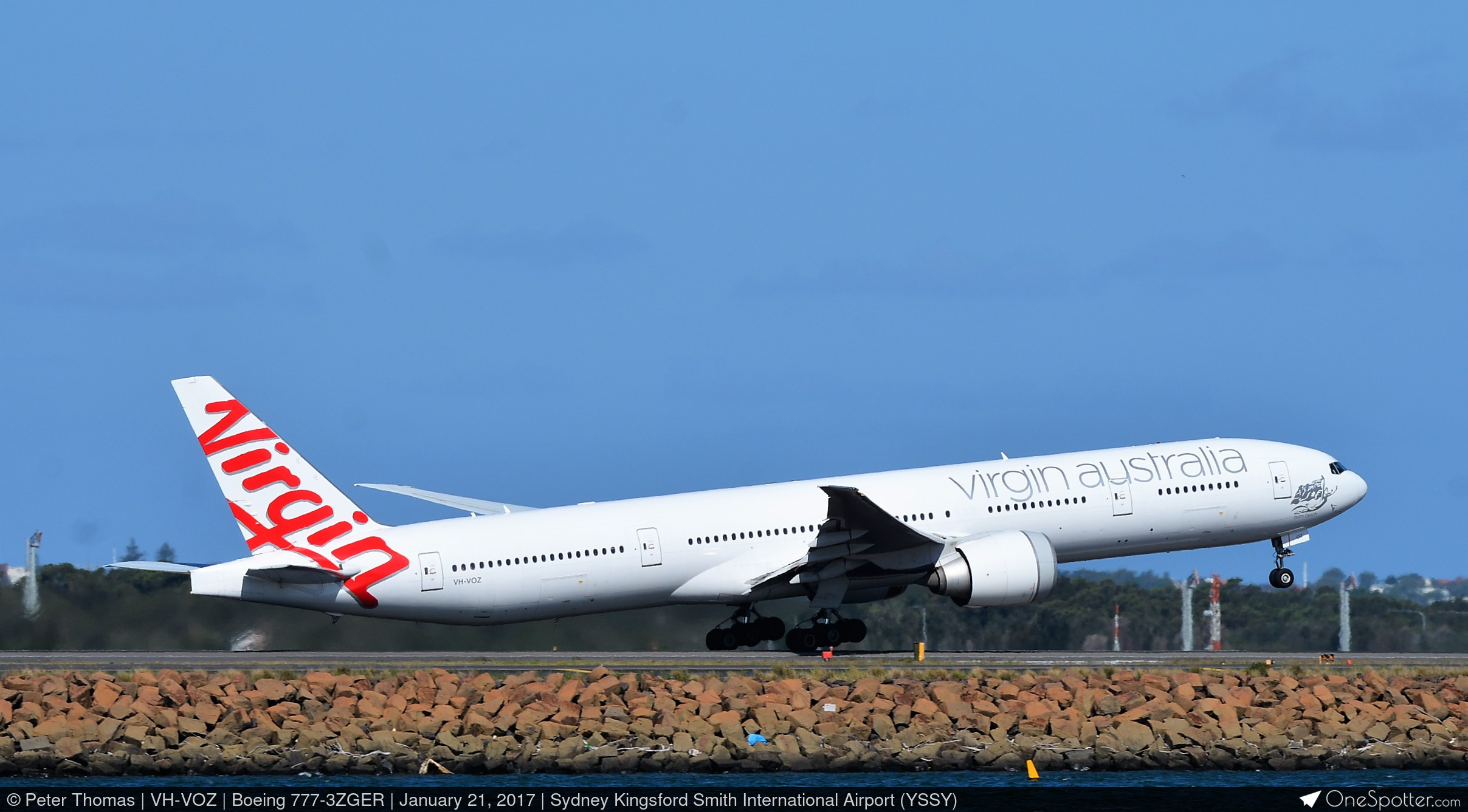 TC-MGG Mavi Gök Airlines (MGA) Boeing 777-3ZGER, MSN 35302 | OneSpotter.com