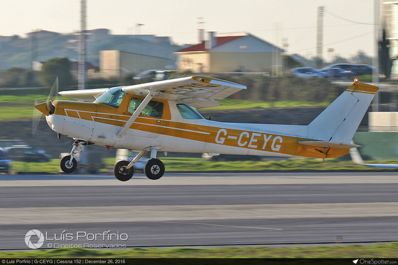 Cgfgg Cessna 150m Private C V Grinsven Jetphotos