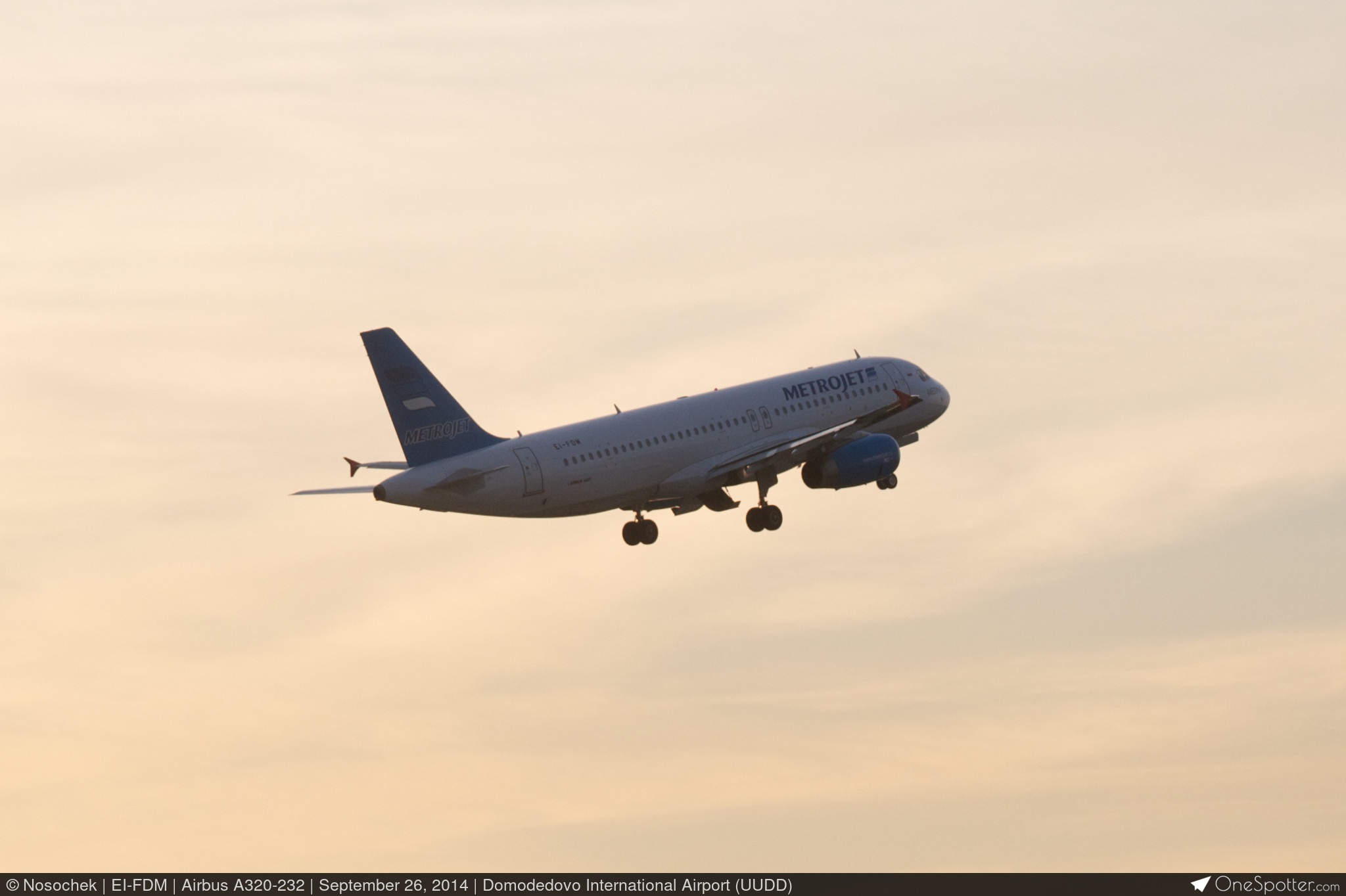 EI-FDM - Airbus A320-232, Metrojet (7K) | OneSpotter.com