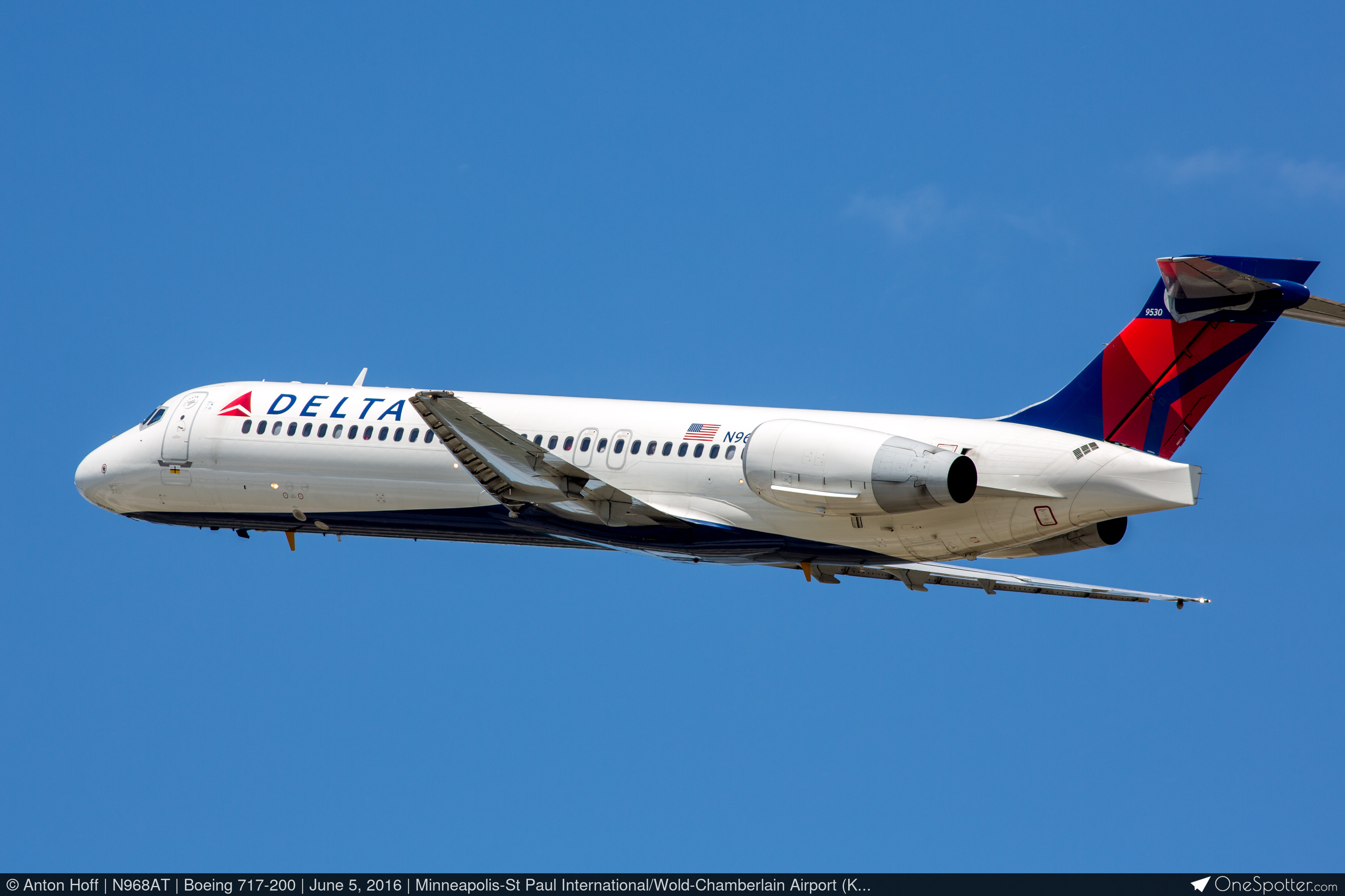 Southwest Airlines 717 Delta