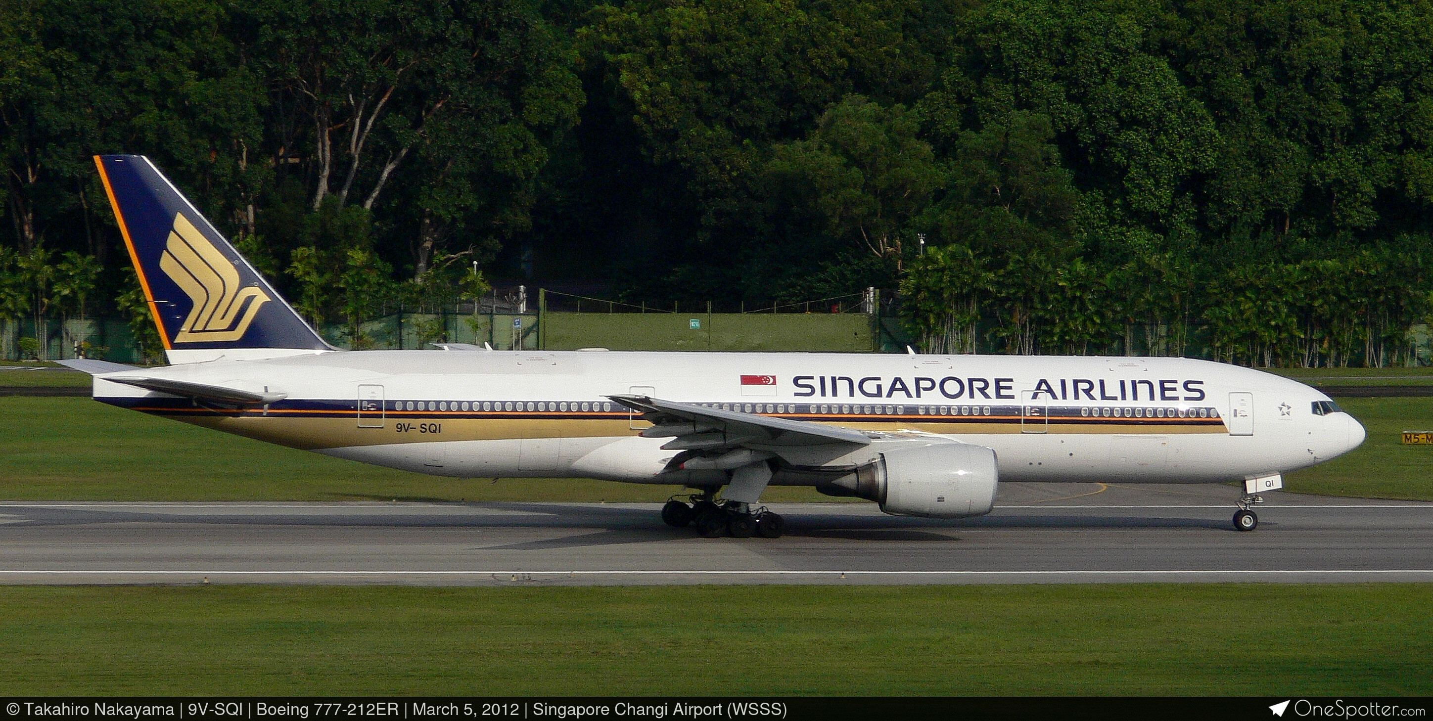 N771KW Eastern Airlines Boeing 777-212ER, MSN 28530 | OneSpotter.com