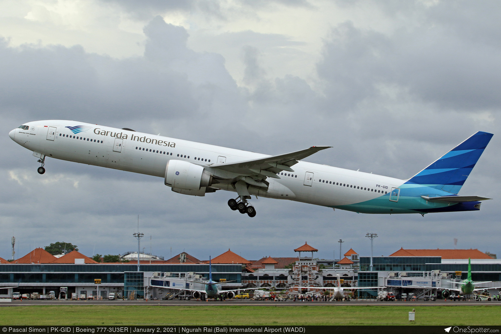 RP-C7783 Philippine Airlines Boeing 777-3U3ER, MSN 29146 | OneSpotter.com