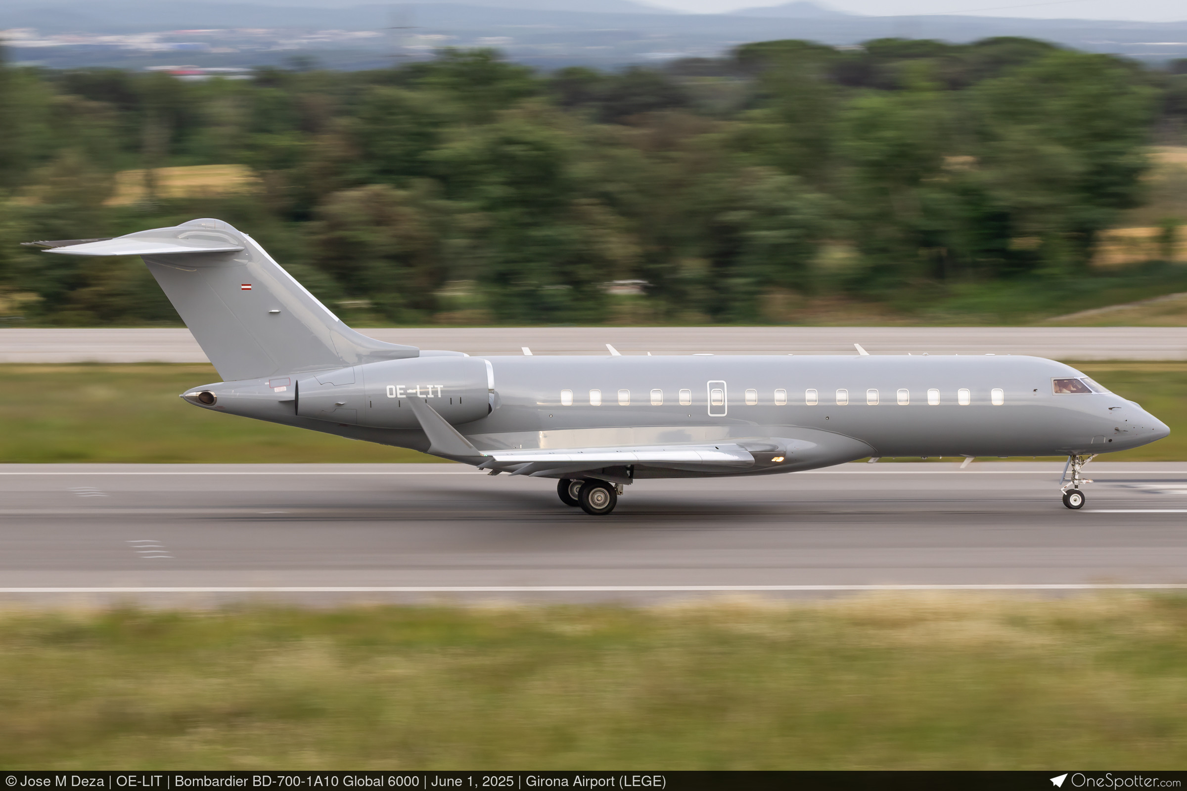 OE-LIT Avcon Jet Bombardier BD-700-1A10 Global 6000, MSN 9548 ...