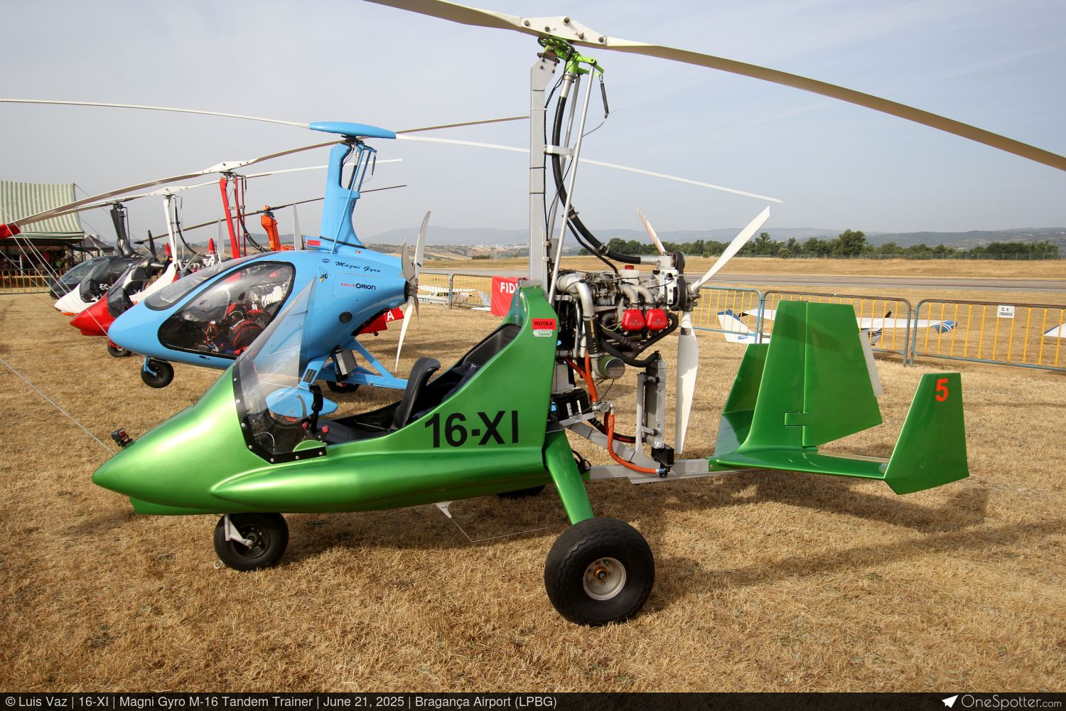 16-XI Private Magni Gyro M-16 Tandem Trainer | OneSpotter.com