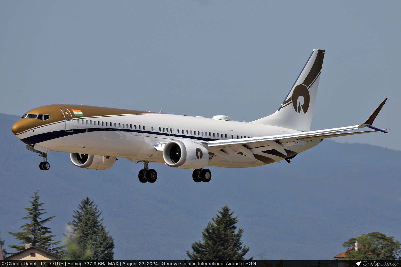 T7-LOTUS - Boeing 737-9 BBJ MAX, Reliance Aviation | OneSpotter.com