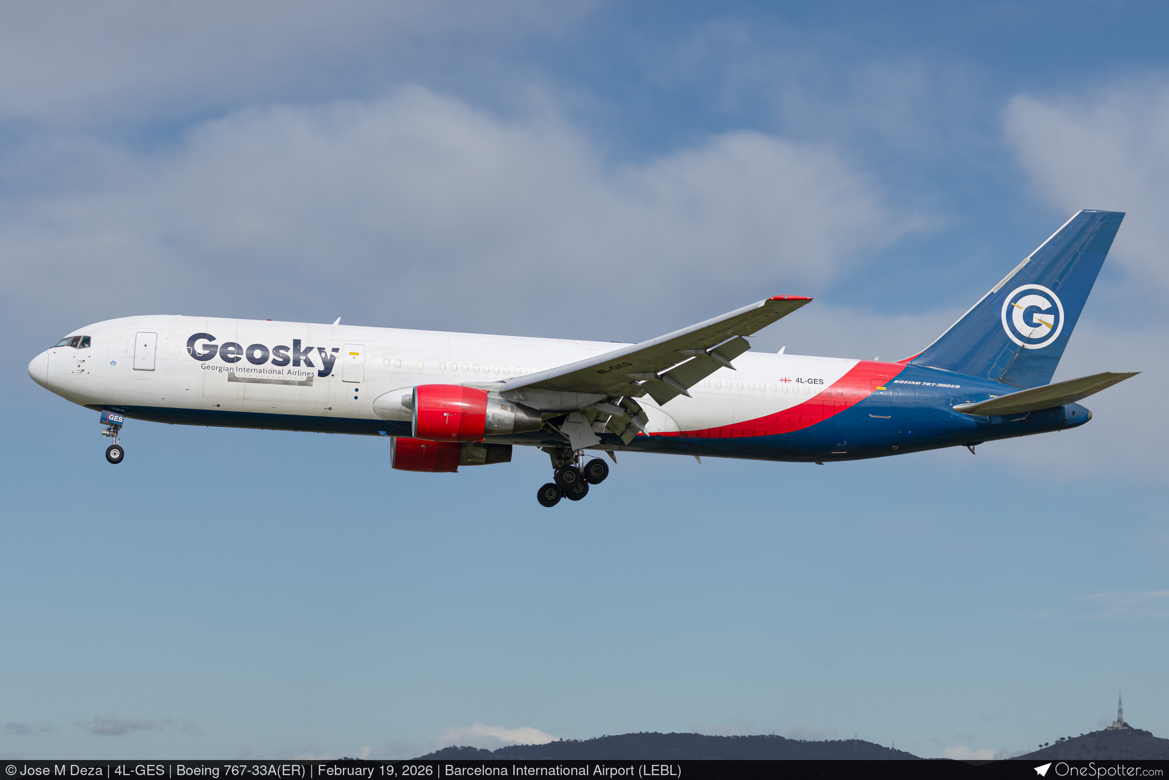 4L-GES - Geosky Boeing 767-33A(ER), MSN 28043 | OneSpotter.com